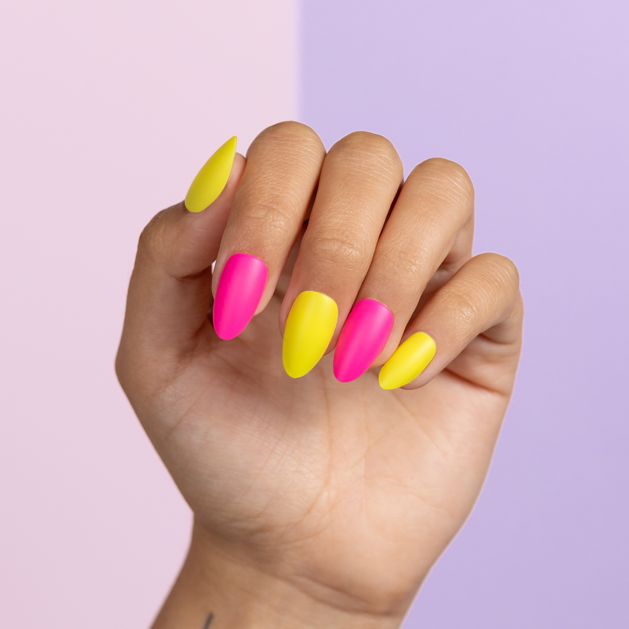 POW!, Kitty Nails - Press On Nails | Red Aspen