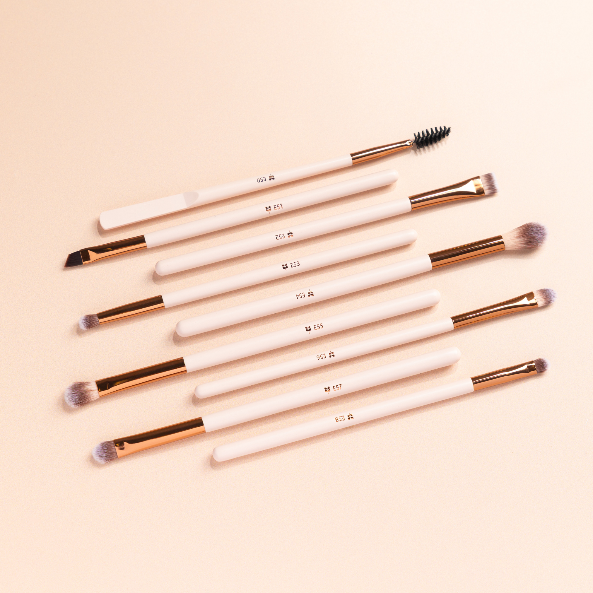 Eyeshadow Brush Bundle - Elevate your eye makeup routine! | Red Aspen