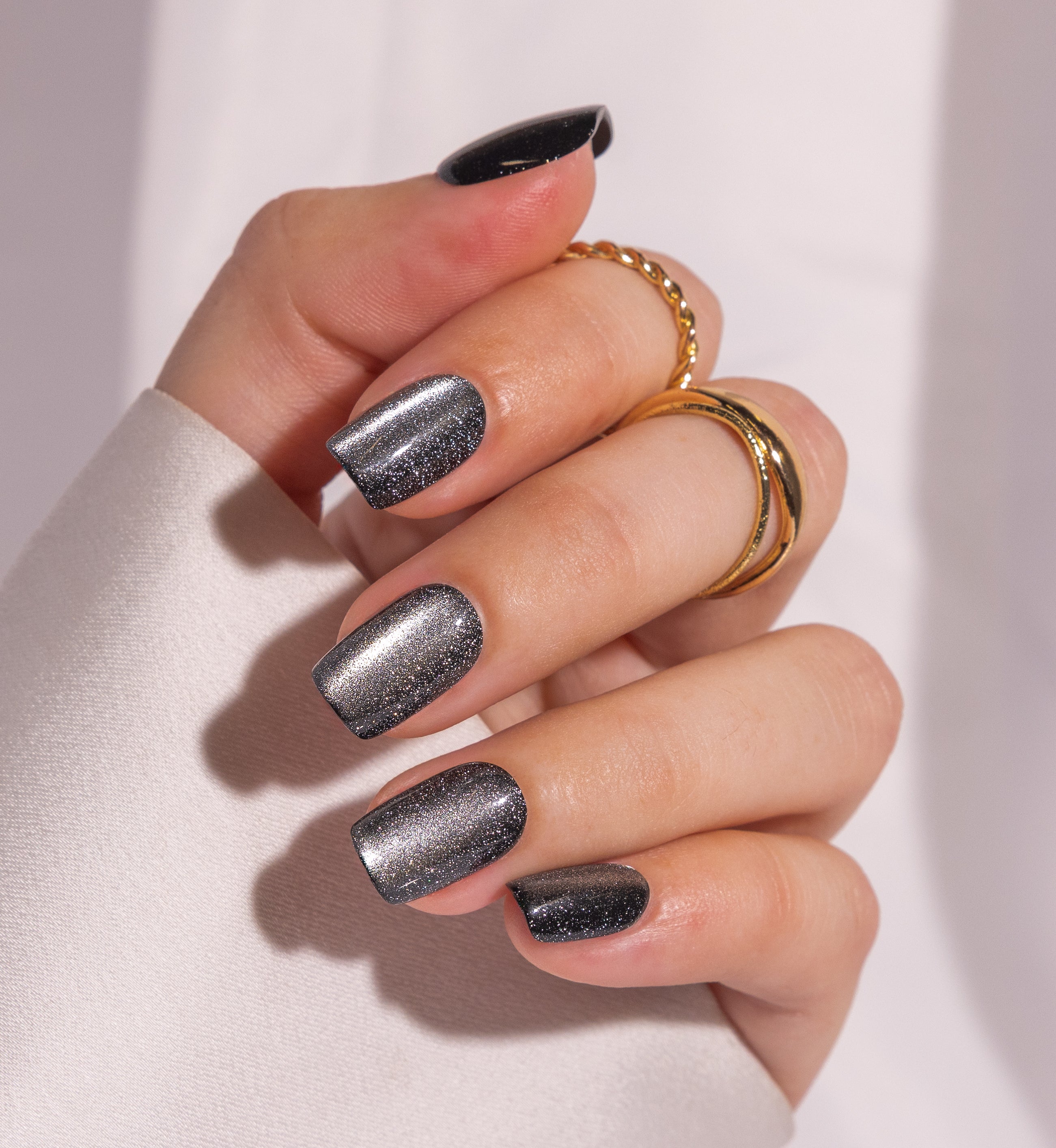 Lavish La’Shay Nails - Press On Nails | Red Aspen
