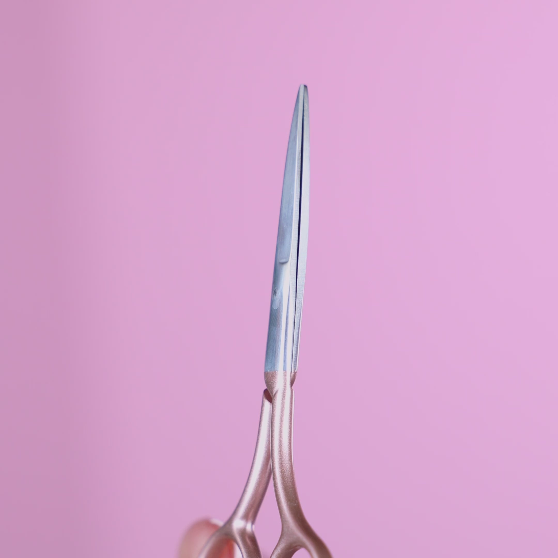 Shear Perfection Lash & Brow Mini Scissors – Red Aspen